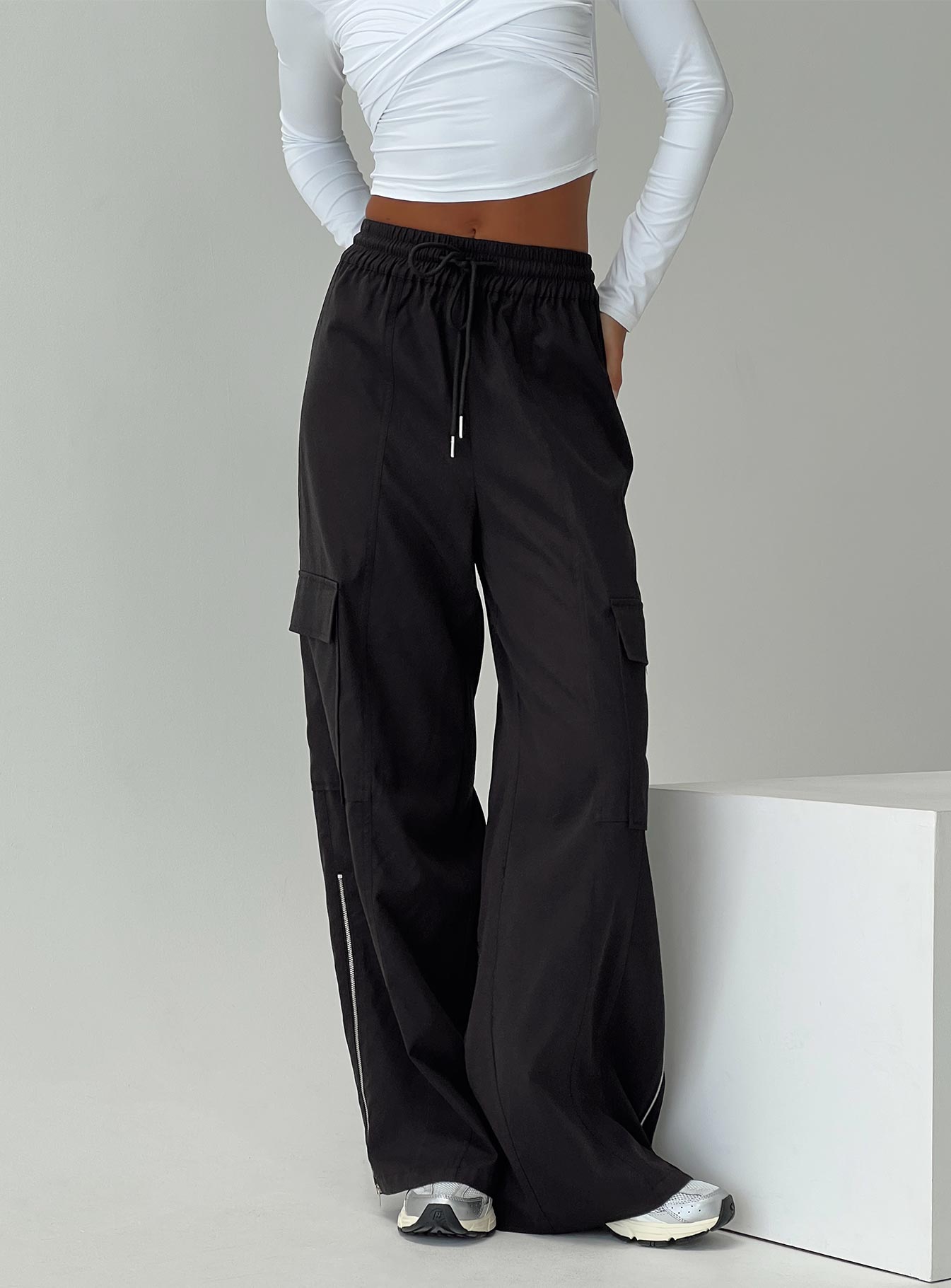 Presson Cargo Pants Washed Black | Princess Polly AU