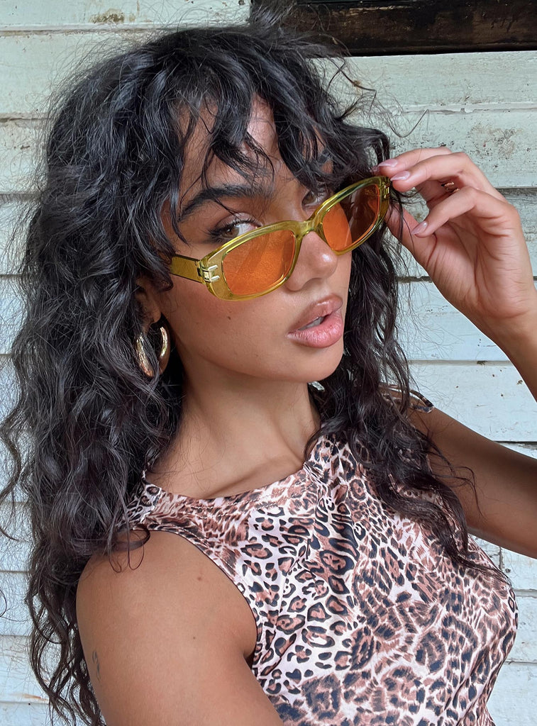 Brunz Sunglasses Green | Princess Polly