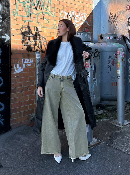 Low Rise Jeans