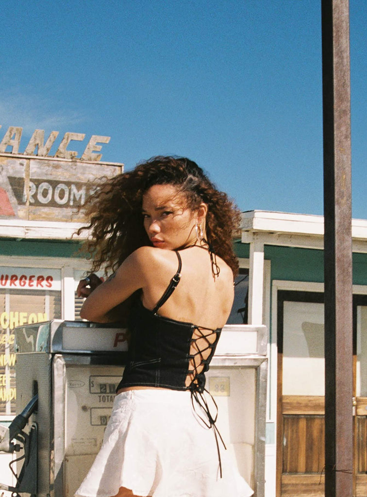 Buckle Up Top Black | Princess Polly AU