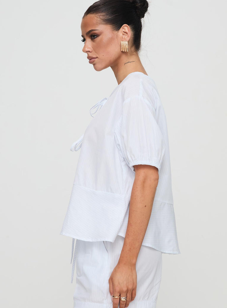 Sunblind Top White | Princess Polly AU