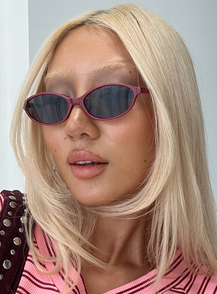 Wonderful World Sunglasses Plum | Princess Polly