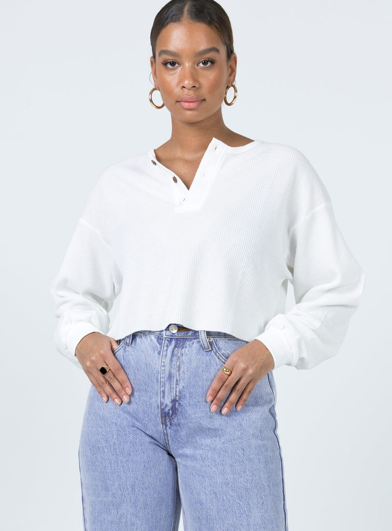 Mia Cropped Henley White | Princess Polly AU